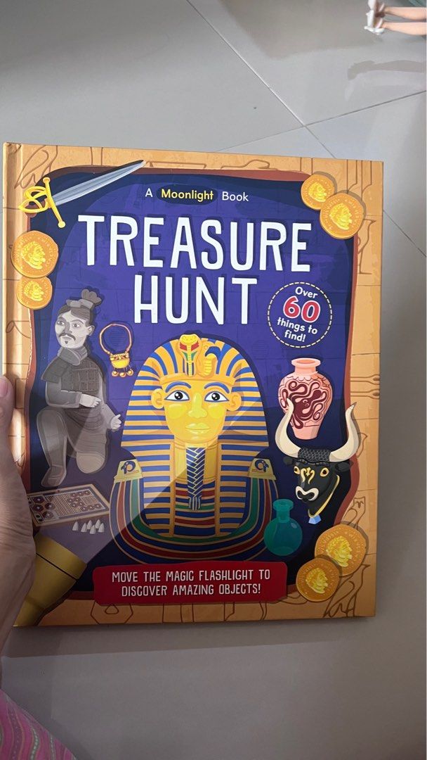 A moonlight Treasure hunt, Buku & Alat Tulis, Buku Anak-Anak di Carousell