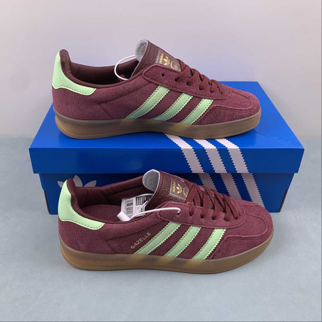 Adidas GAZELLE (IH7487) unisex preorder, Fesyen Wanita, Sepatu di Carousell