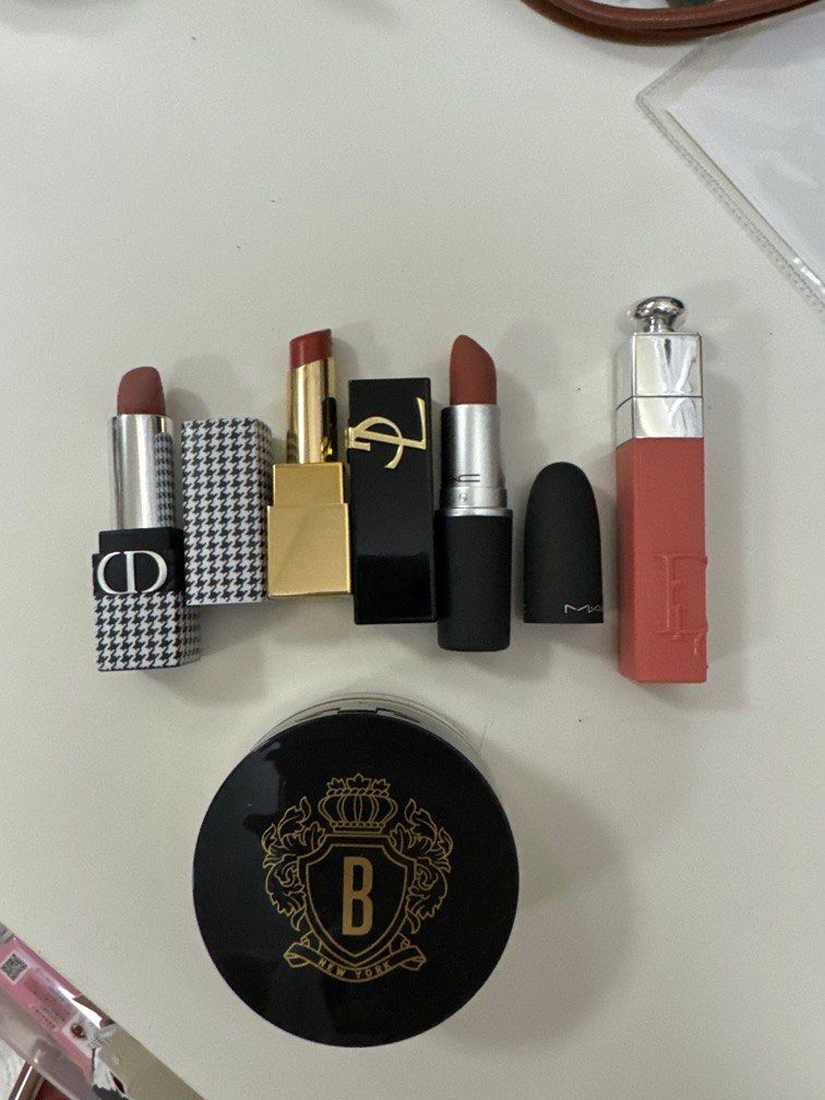 近全新Bobbi brown 蜜粉/Dior YSL M.A.C口紅, 香水、美妝、保養, 唇部彩妝、保養在旋轉拍賣