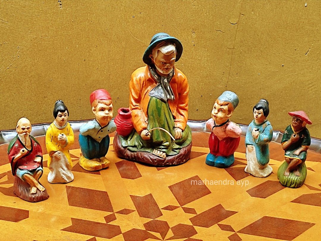 Boneka china peranakan kuno antik jadul vintage, Antik, Pajangan di ...