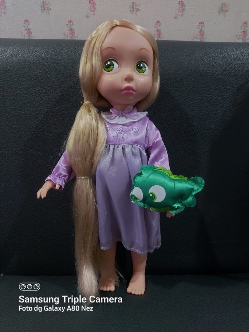 Boneka disney animator rapunzel dan belle, Toys & Collectibles, Mainan ...