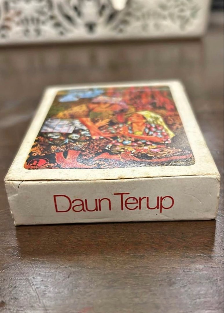 Daun Terup, Hobbies & Toys, Toys & Games on Carousell
