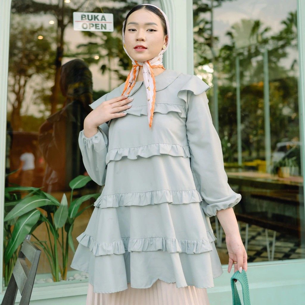 Dilihat Tops by Hijabchic, Fesyen Wanita, Pakaian Wanita, Atasan di ...