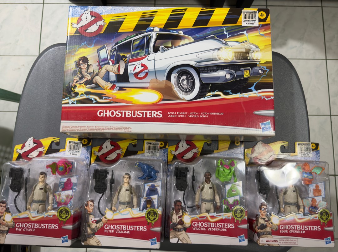 Ghostbusters Set Ecto 1 and Toy Figures Set, Hobbies & Toys, Toys ...