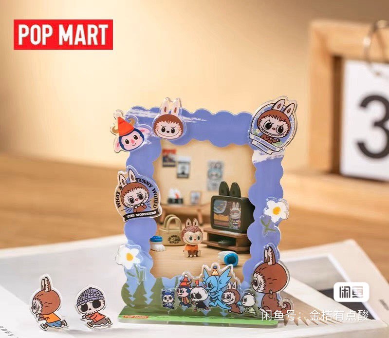 Labubu photo frame, Hobbies & Toys, Toys & Games on Carousell