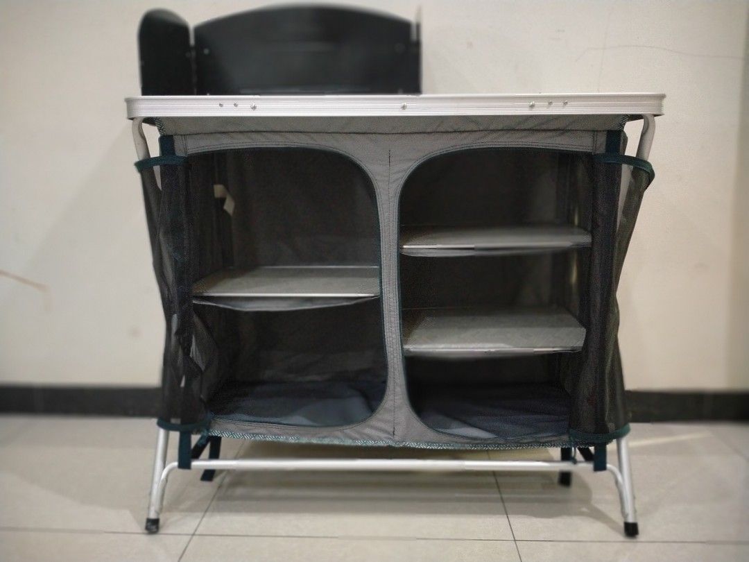 Meja Masak Camping Original Quechua dengan ruang simpanan Boleh Lipat ...