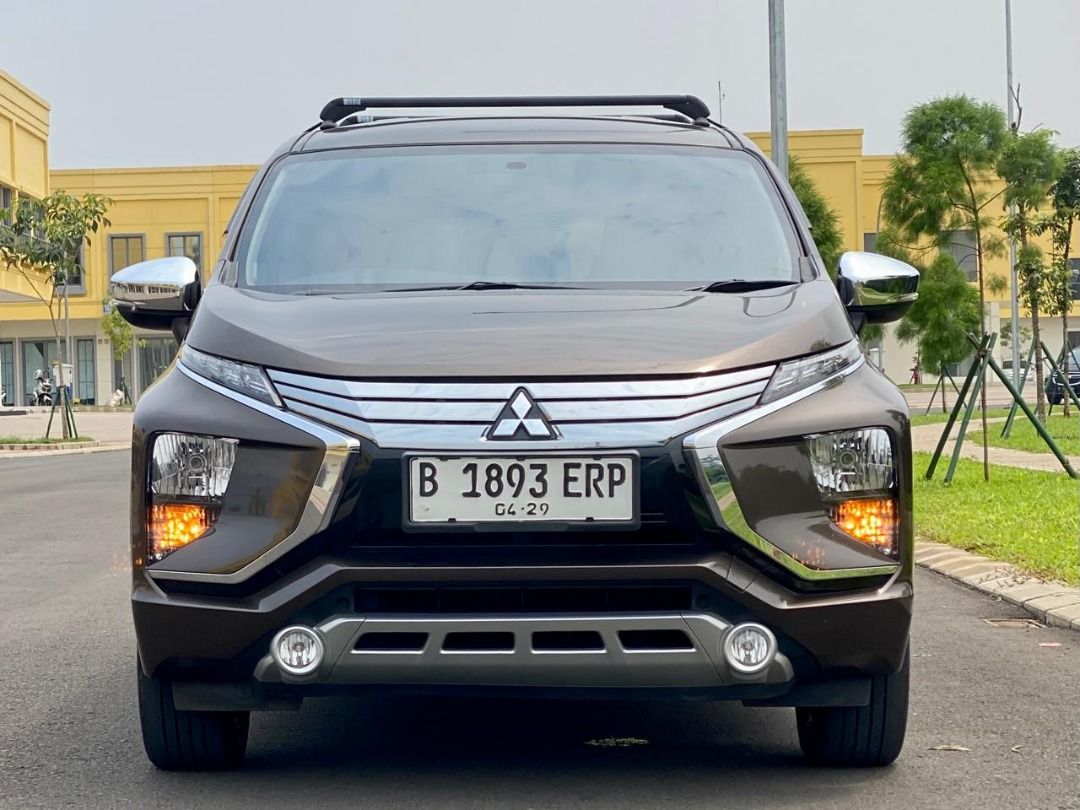 Mitsubishi XPANDER Ultimate 1.5 AT Automatic Coklat 2019 Bronze Terawat ...