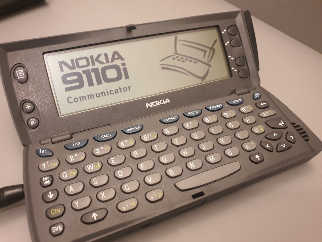 Classic Nokia 5110, 7110, 8110i, 9110i & Ericsson R320s, Mobile Phones ...