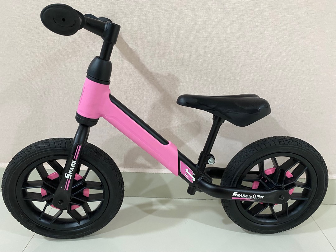 PINK Push Bike / Balance Bike Spark Qplay anak 2 3 4 tahun, Olah Raga ...