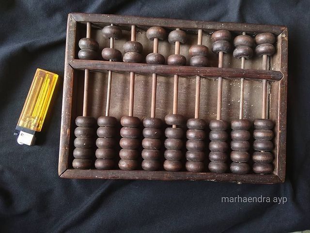 Sempoa cina peranakan kuno antik jadul vintage, Buku & Alat Tulis, Alat ...