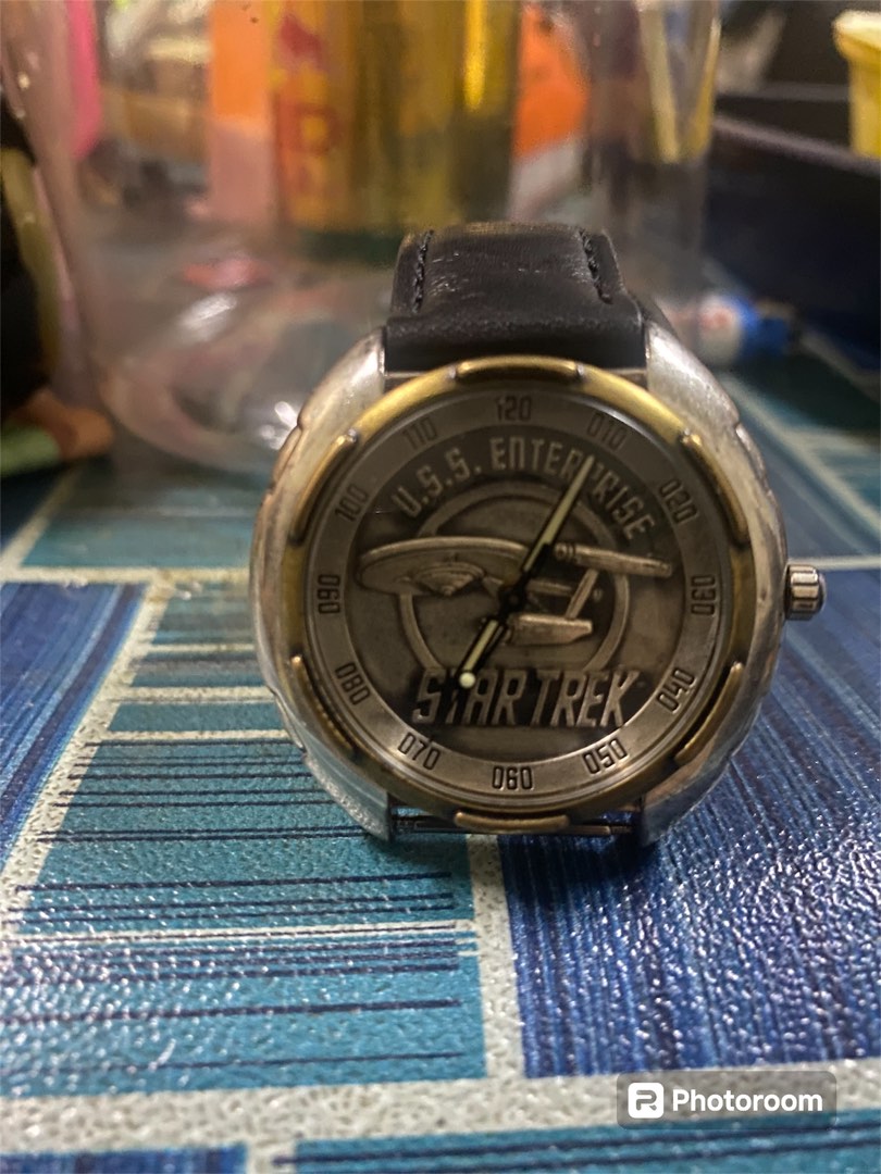 star trek 1995 u.s.s Enterprice startrek watch, Men's Fashion, Watches ...