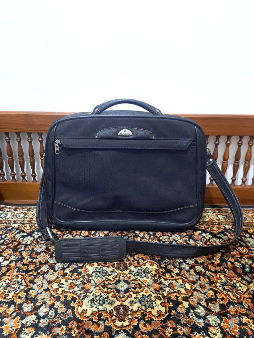 Tas duffle bag samsonite, Fesyen Pria, Tas & Dompet , Tas Selempang di ...