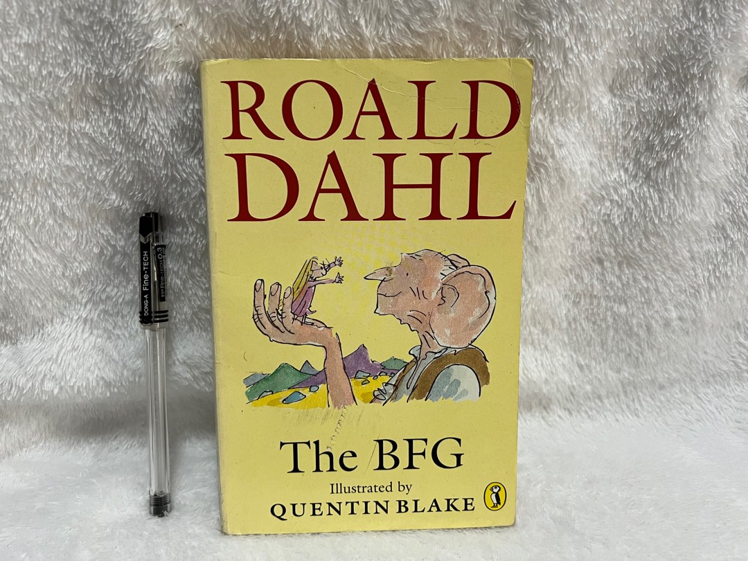 The BFG by Roald Dahl (Illustrated by Quentin Blake), Hobbies & Toys ...
