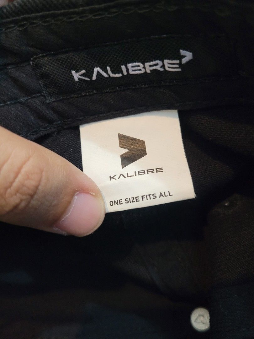 Topi Kalibre Huruf Y, Fesyen Wanita, Aksesoris di Carousell