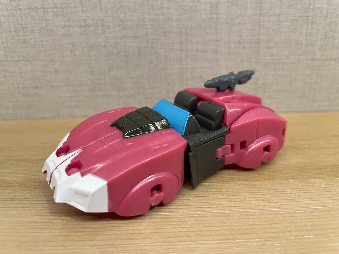 Transformers Authentics Bravo Class Arcee, Hobbies & Toys, Toys & Games ...