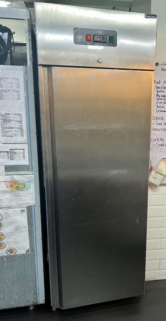 VERTICAL TYPE MIST CABINET STATIC COOLING CHILLER, TV & Home Appliances ...