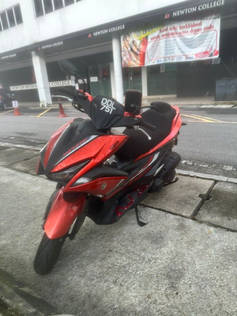 YAMAHA NVX ABS 2019 KEYLESS Red, Motorbikes on Carousell
