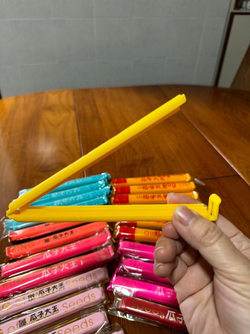 airtight bag clip, Hobbies & Toys, Stationery & Craft, Craft Supplies ...