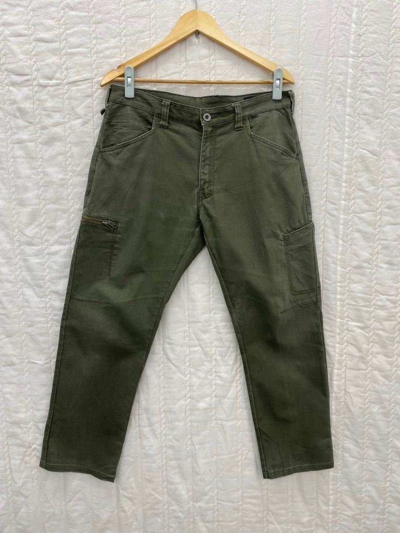 FIELD CORE CARGO PANTS, Men's Fashion, Bottoms, Jeans on Carousell