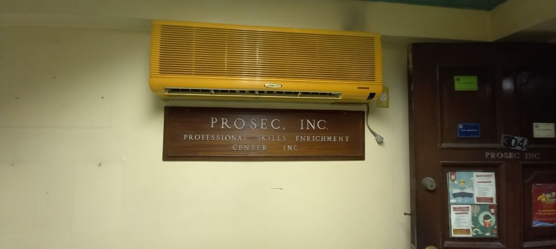 For sale: 2br office/residential condo at Chateau Verde Condominium ...