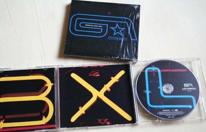 Groove Armada "Love Box" Special Edition 2-CD Set, Hobbies & Toys ...