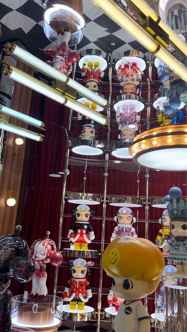 KEITH HARING SPACE MOLLY, Hobbies & Toys, Memorabilia & Collectibles ...