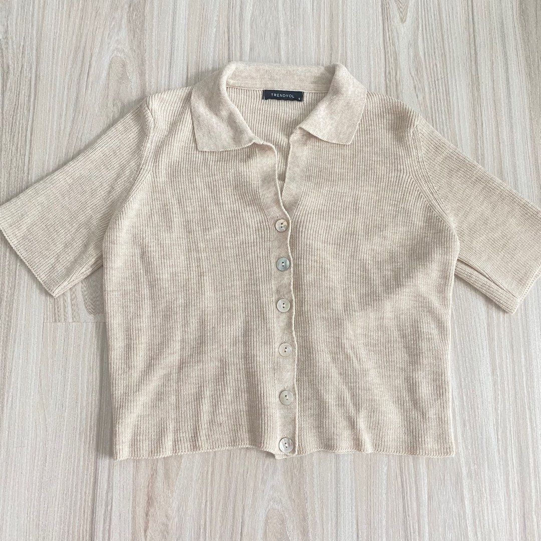 Knitted Neutral Beige Top, Women's Fashion, Tops, Shirts on Carousell