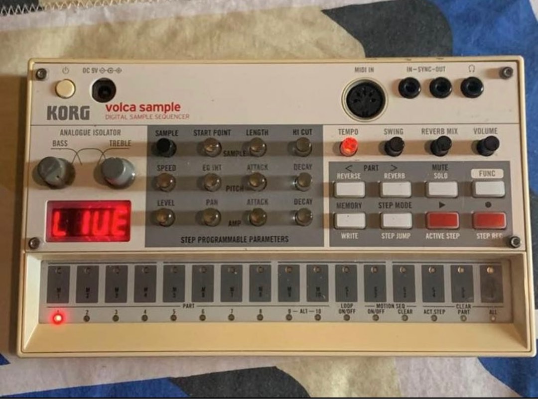 Korg Volca Sample Digital Sampler Sequencer, Hobbies & Toys, Music ...