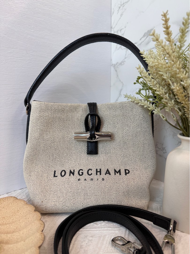 Longchamp Essential Bucket Bag, Luxury, Bags & Wallets on Carousell