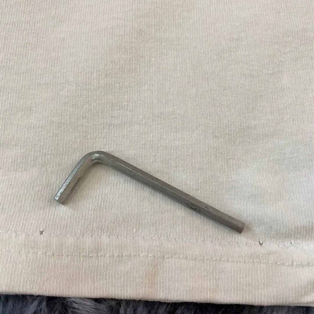 Loser sub pop, Men's Fashion, Tops & Sets, Tshirts & Polo Shirts on ...