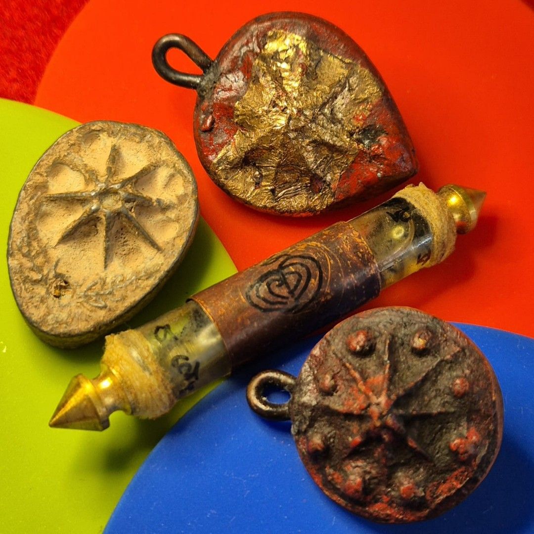 LP Pinak Sacred Amulets Collection, Hobbies & Toys, Memorabilia ...