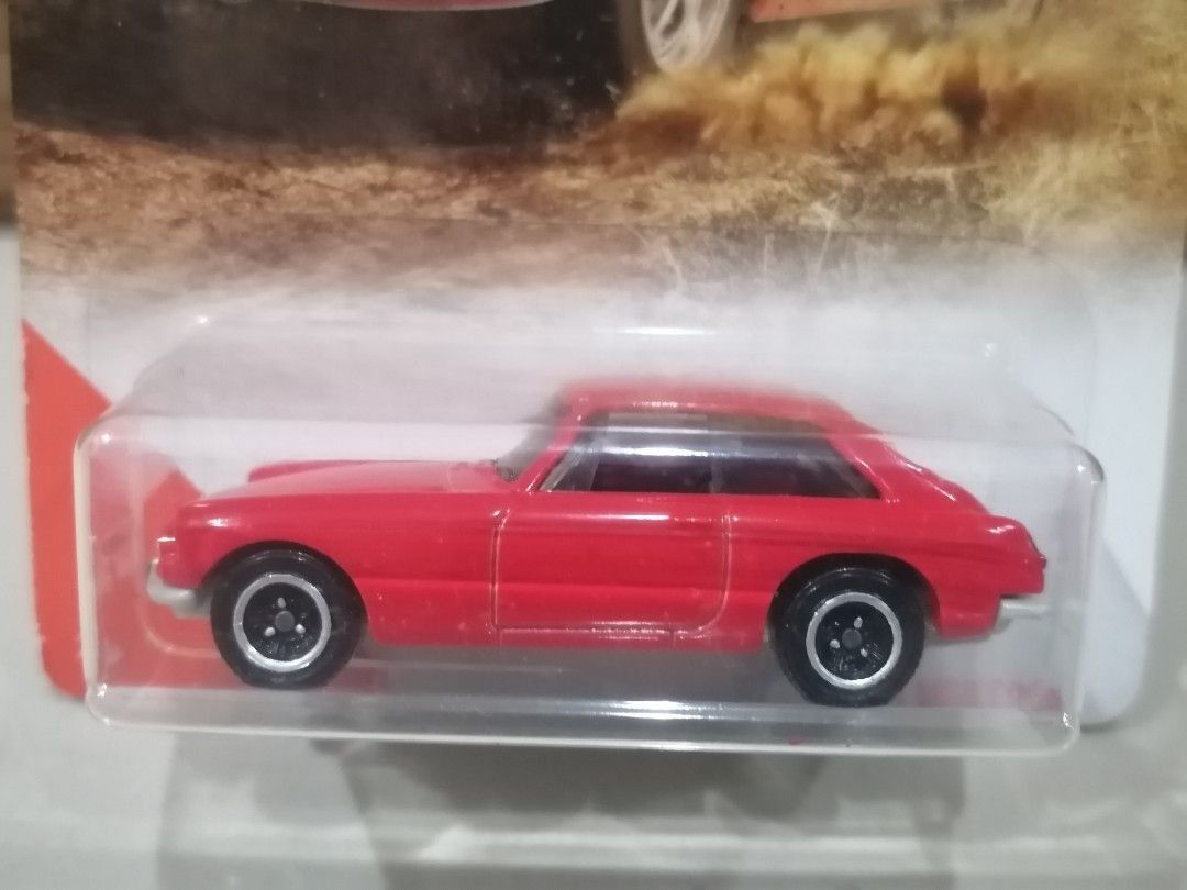 Matchbox 2020 MBX Countryside 1971 MGB Coupe - Red, Hobbies & Toys ...