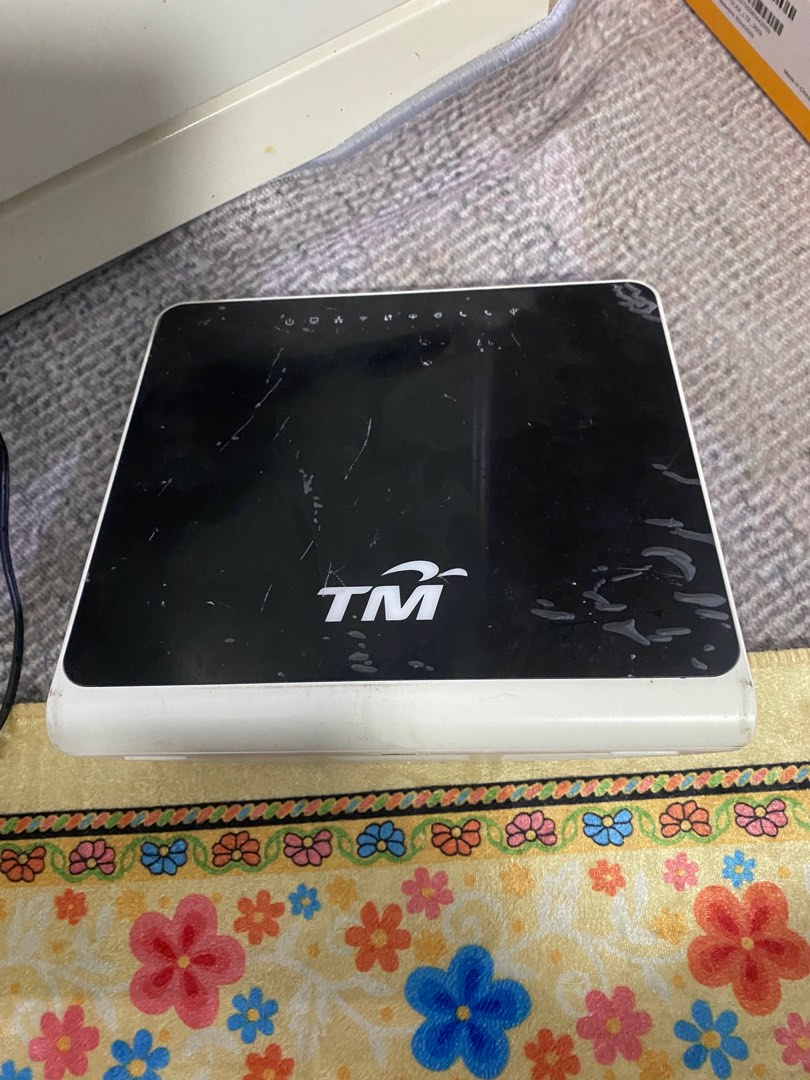 Old model unifi router, Computers & Tech, Parts & Accessories ...