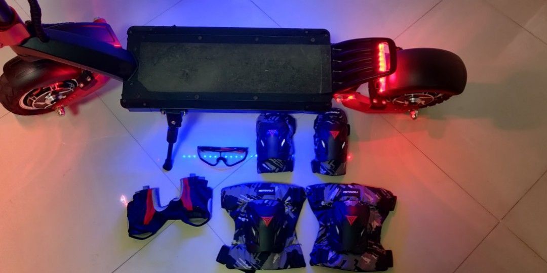 Raze Arcane 60v 19ah 3200watts - Dual Motor Hub EKS electric scooter ...