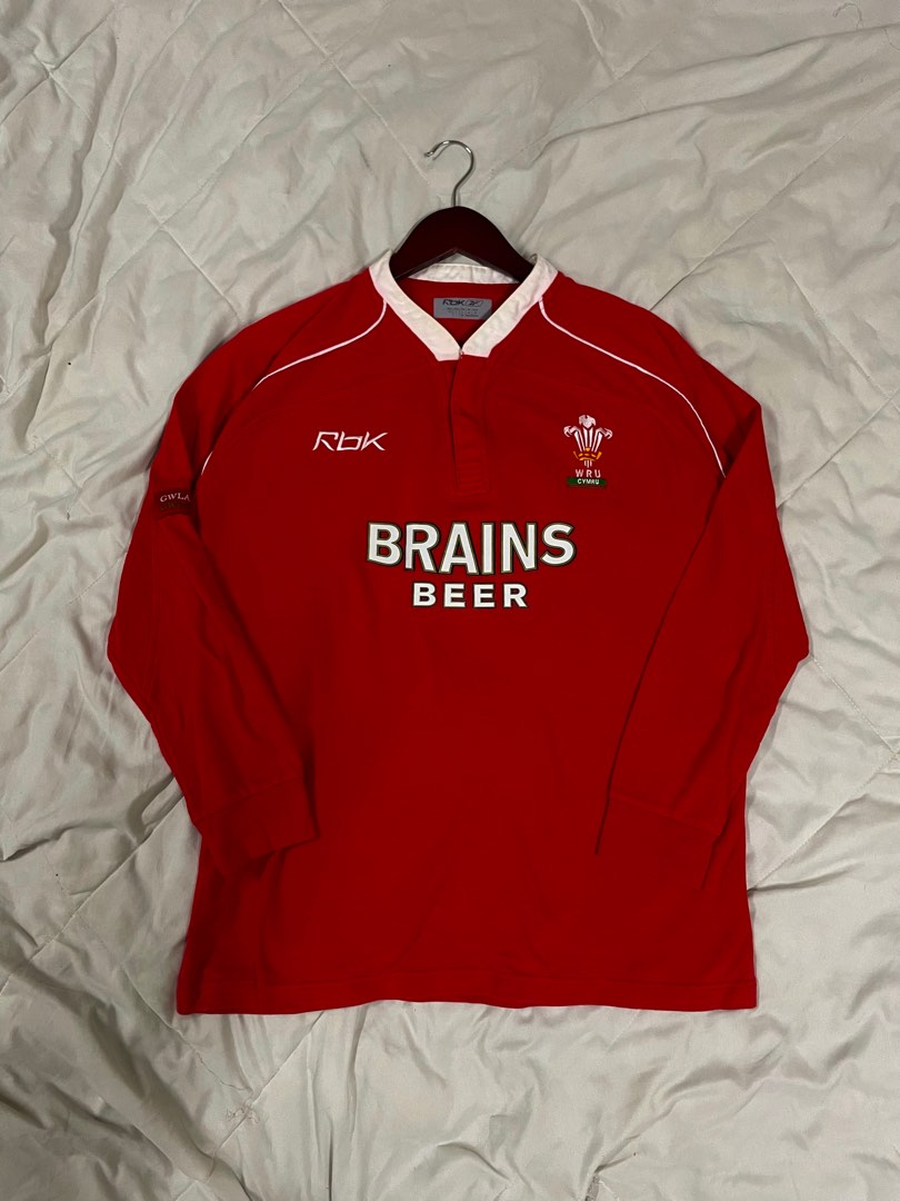 REEBOK BRAINS BEER, Men's Fashion, Activewear on Carousell