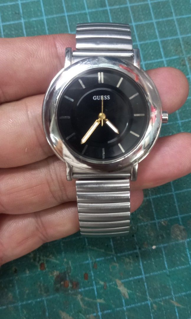 Vintage guess watch, Men's Fashion, Watches & Accessories, Watches on ...