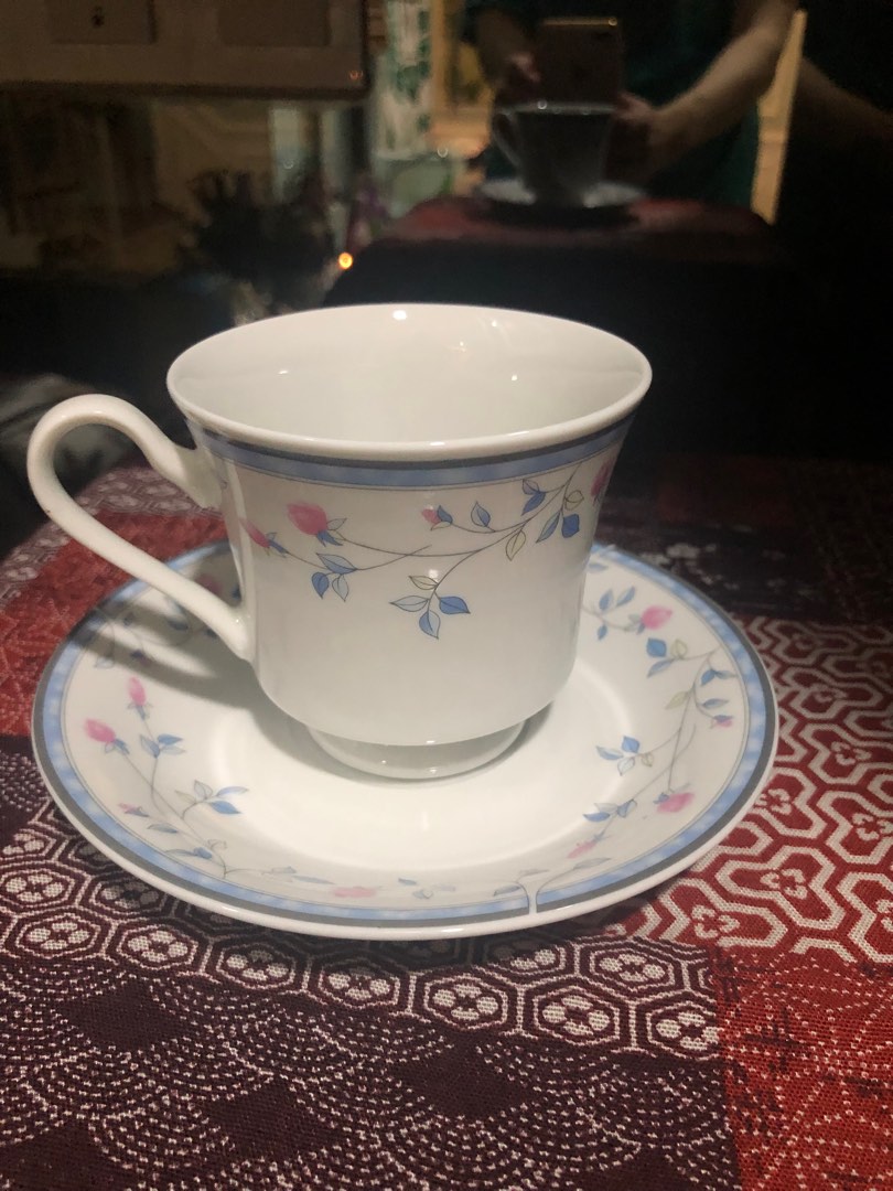 6 set cawan dan piring bunga, Hobbies & Toys, Collectibles ...