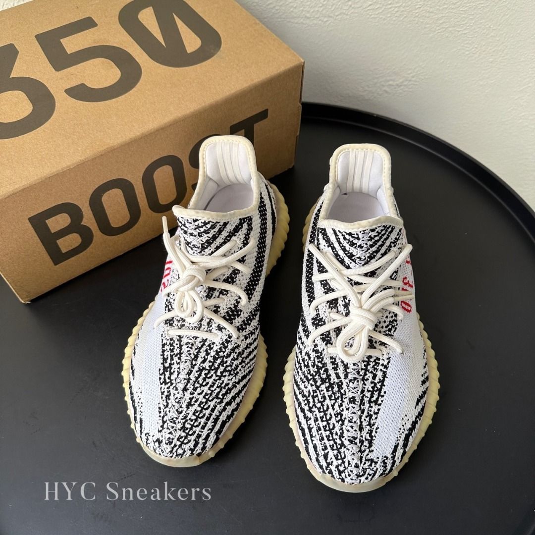 [近全新] ADIDAS YEEZY BOOST 350 V2 ZEBRA 白斑馬 US8 CP9654, 他的時尚, 鞋類, 休閒鞋、涼鞋在旋轉拍賣