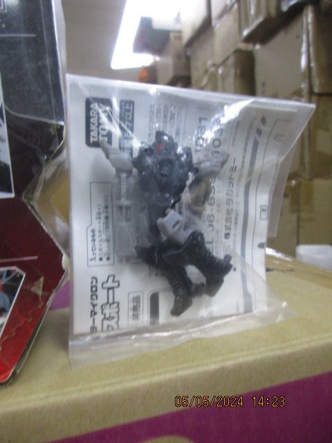 全新 Takara Tomy transformers 變形金剛 Autobot United UN-13 Tracks 輪胎 with ...