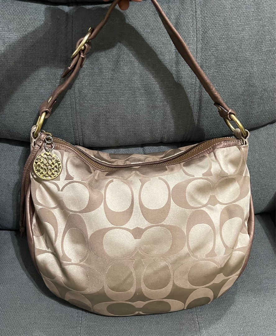 Auth Coach Ali Signature Hobo Bag, Women's Fashion, Bags & Wallets ...