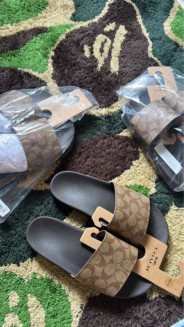 Coach Slide Uk7/8/9, Men's Fashion, Footwear, Flipflops and Slides on ...