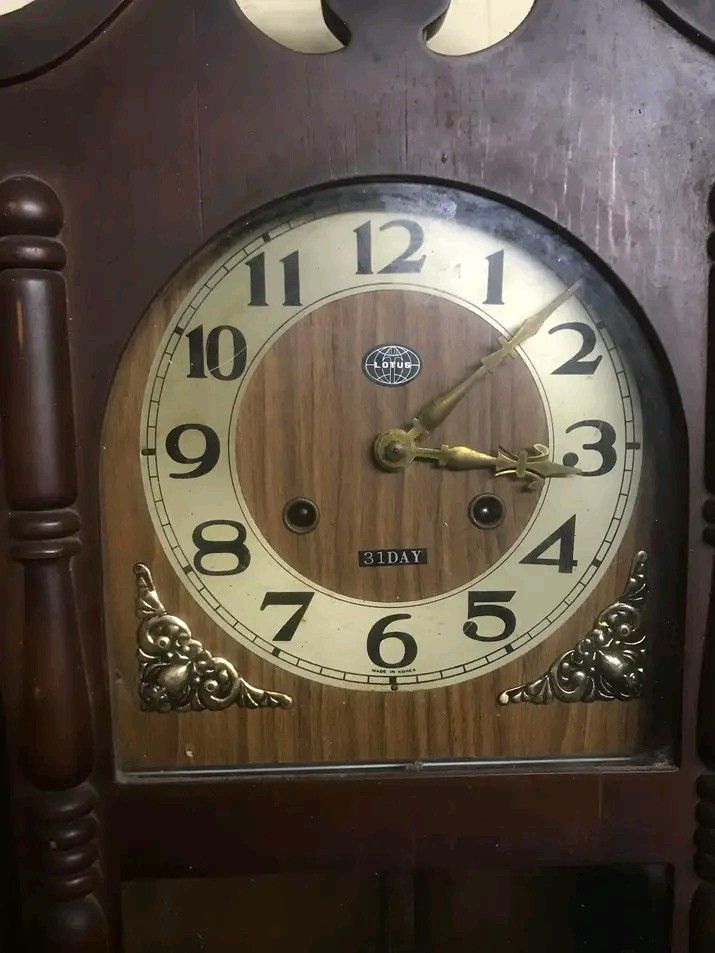 Jam Antik tanpa batrai, Antik, Furnitur di Carousell