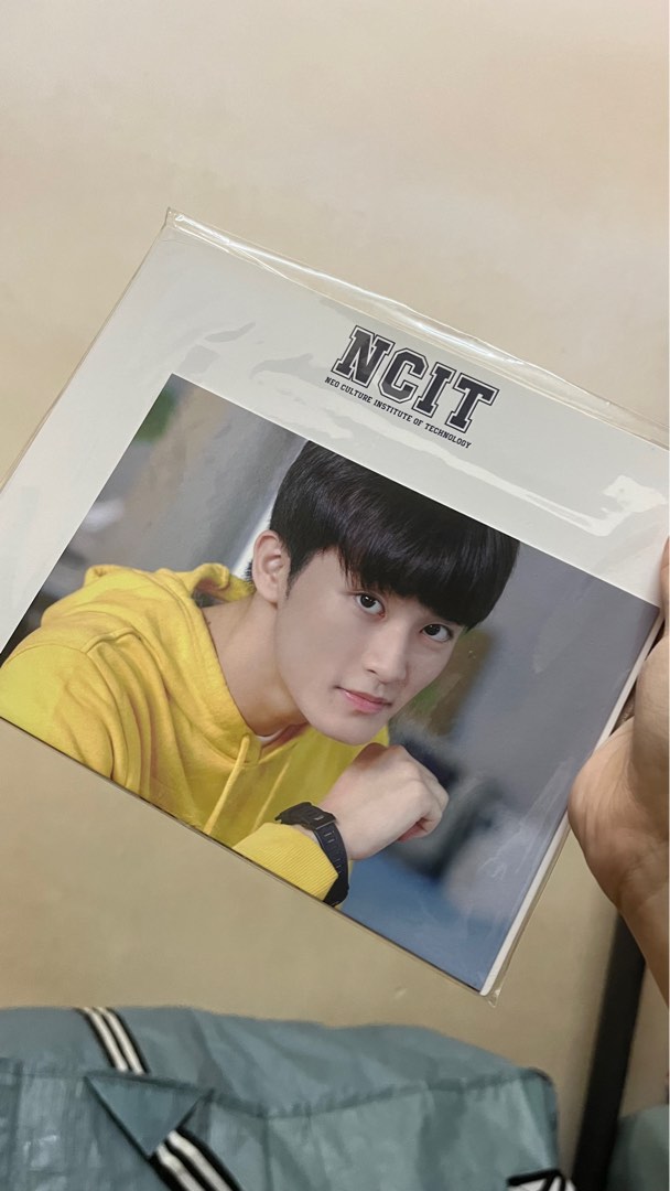 NCT 127 NCIT MD POSTCARD + PHOTO FRAME SET_MARK, Hobbies & Toys ...