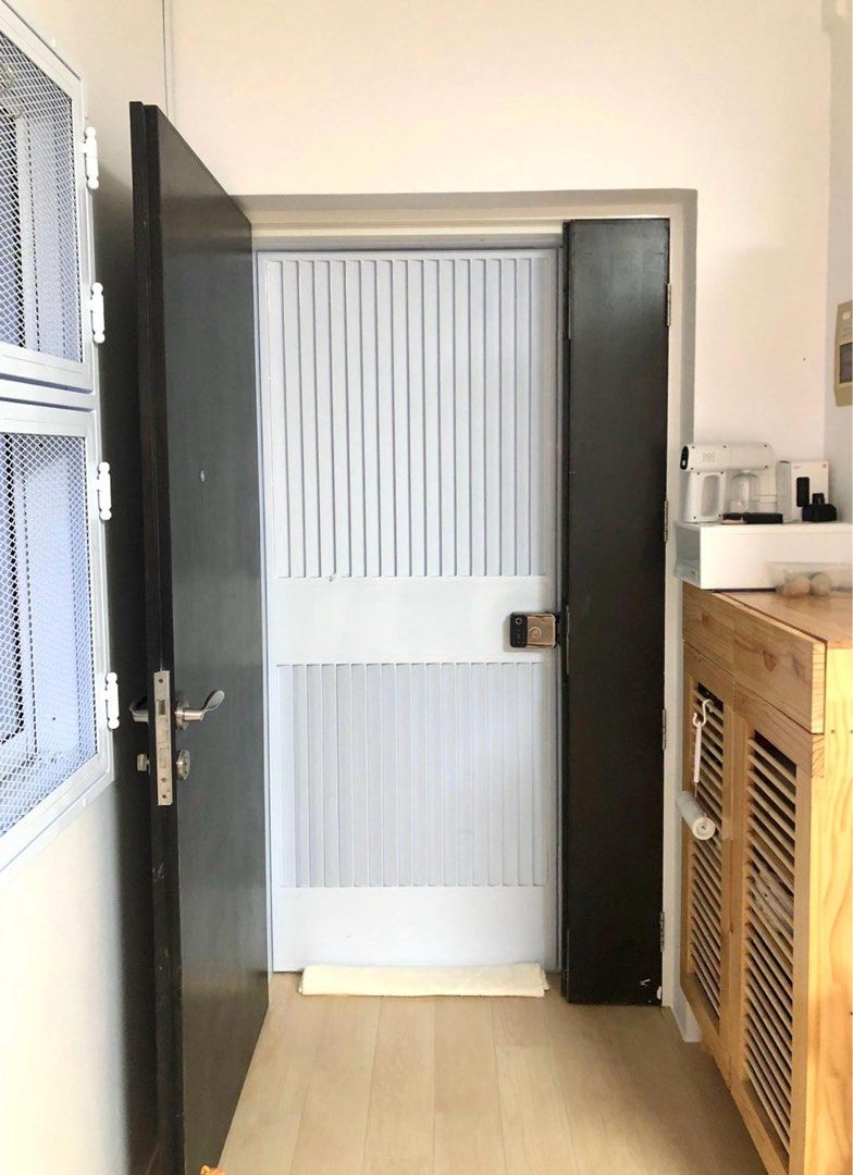 Powder Coating Privacy Louver Mild Steel Gate - Hdb gate / bto gate ...