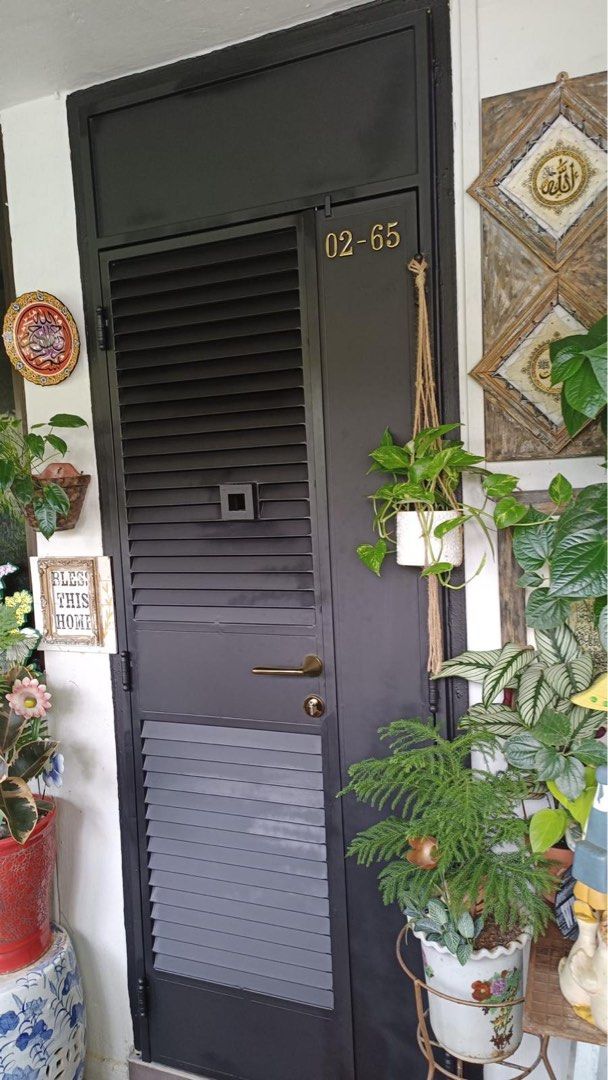 Powder Coating Privacy Louver Mild Steel Gate - Hdb gate / bto gate ...