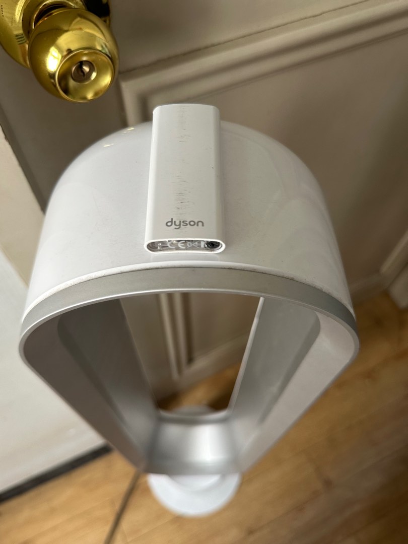 Used Dyson AM07 Air Multiplier Tower Fan, Furniture & Home Living ...