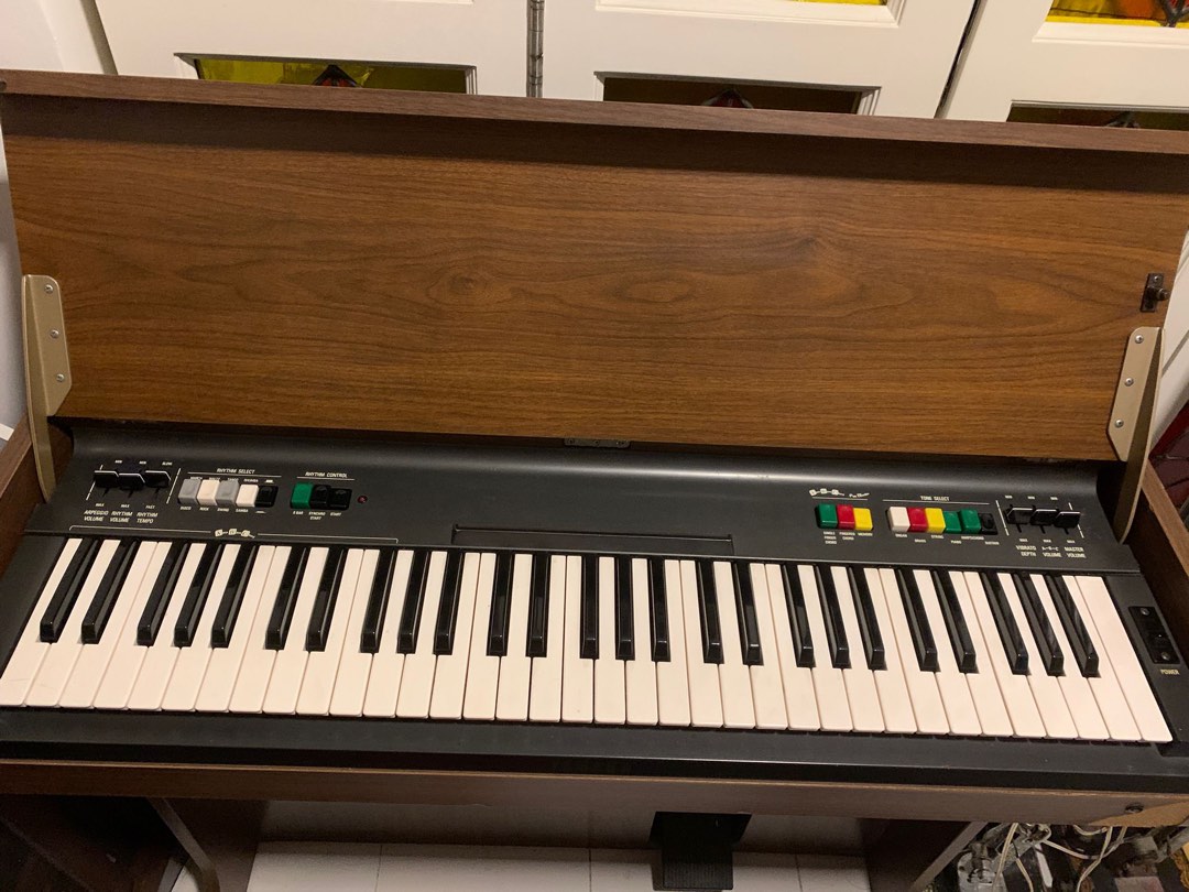 Vintage Electronic organ keyboard, Hobbies & Toys, Music & Media ...