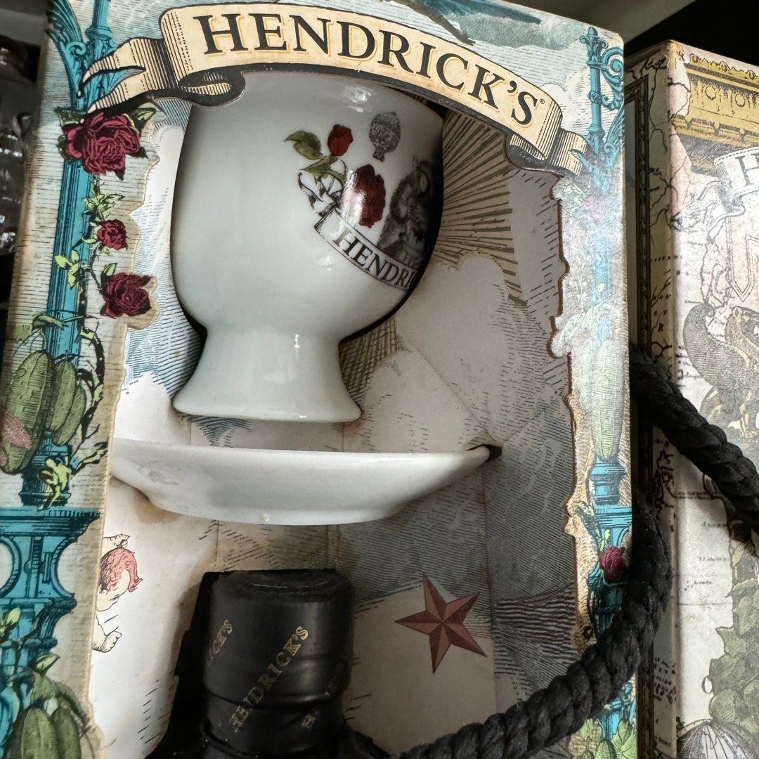 1L Hendricks Gin with Teacup limited edition tea, Hobbies & Toys ...
