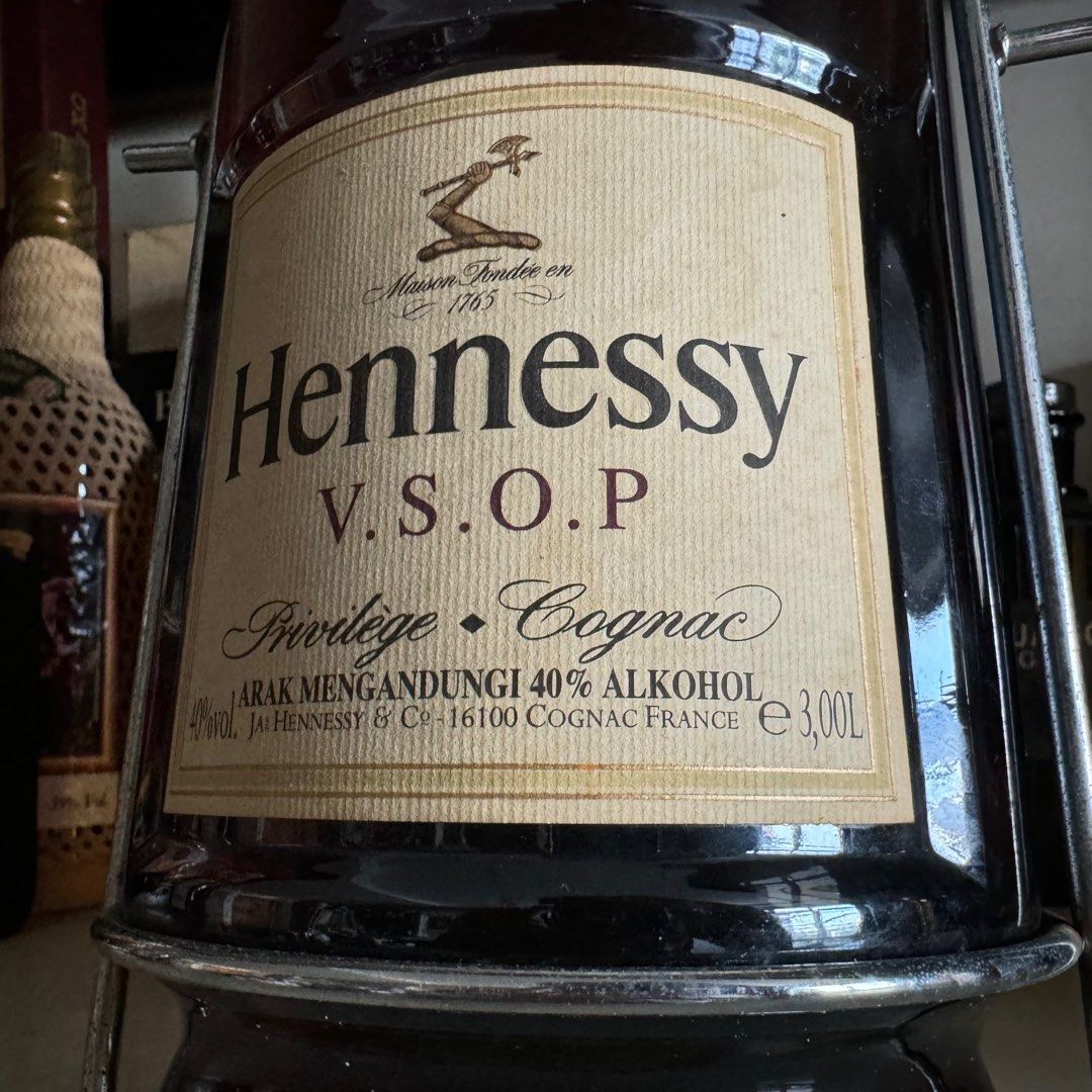 3L Hennessy VSOP Cognsc gold cap cannon no swing, Food & Drinks ...