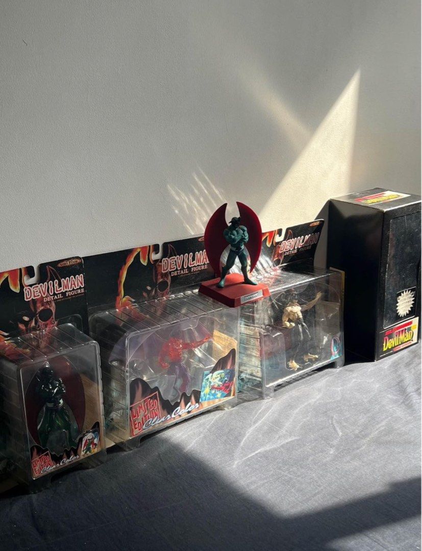 售：惡魔人 絕版美品 1998年 UNIFIVE デビルマン 惡魔人 DEVILMAN 韮澤靖 限量 蓄光版 吊卡模型 $500*3 ...